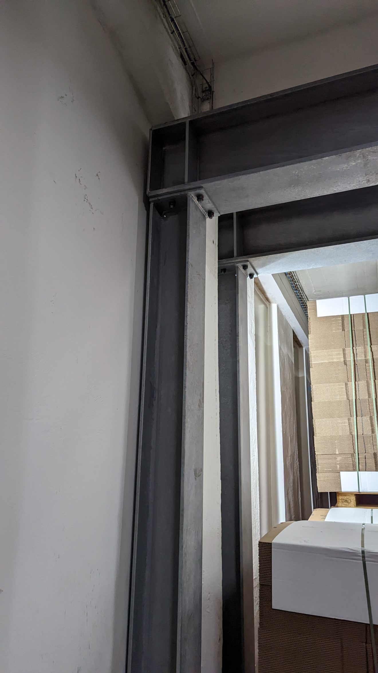 Stahlträger HEB 220 – Reuse Steel 24